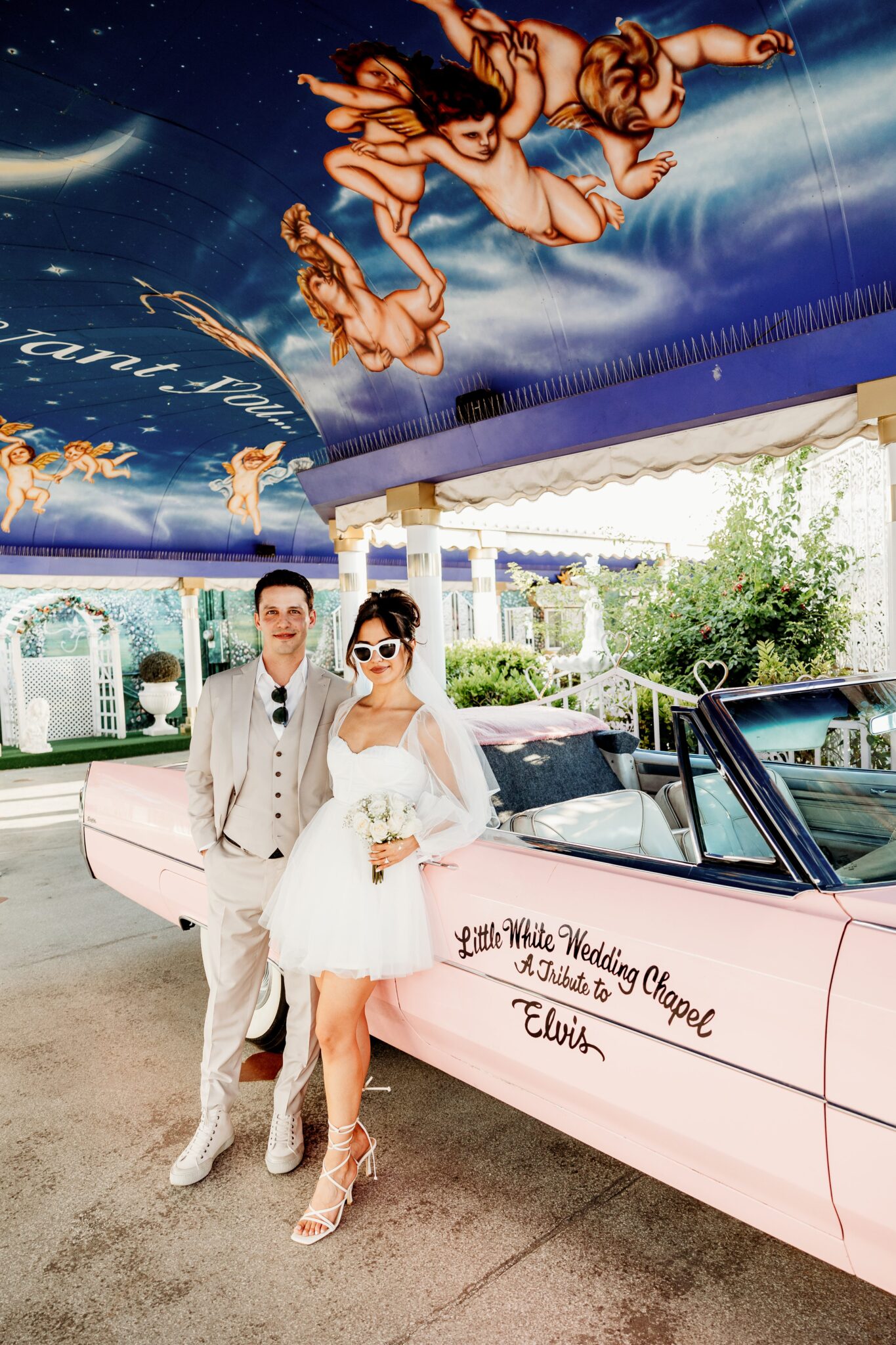 A Little White Wedding Chapel Elopement - Kayla + Josh - ofcolourandhue.com